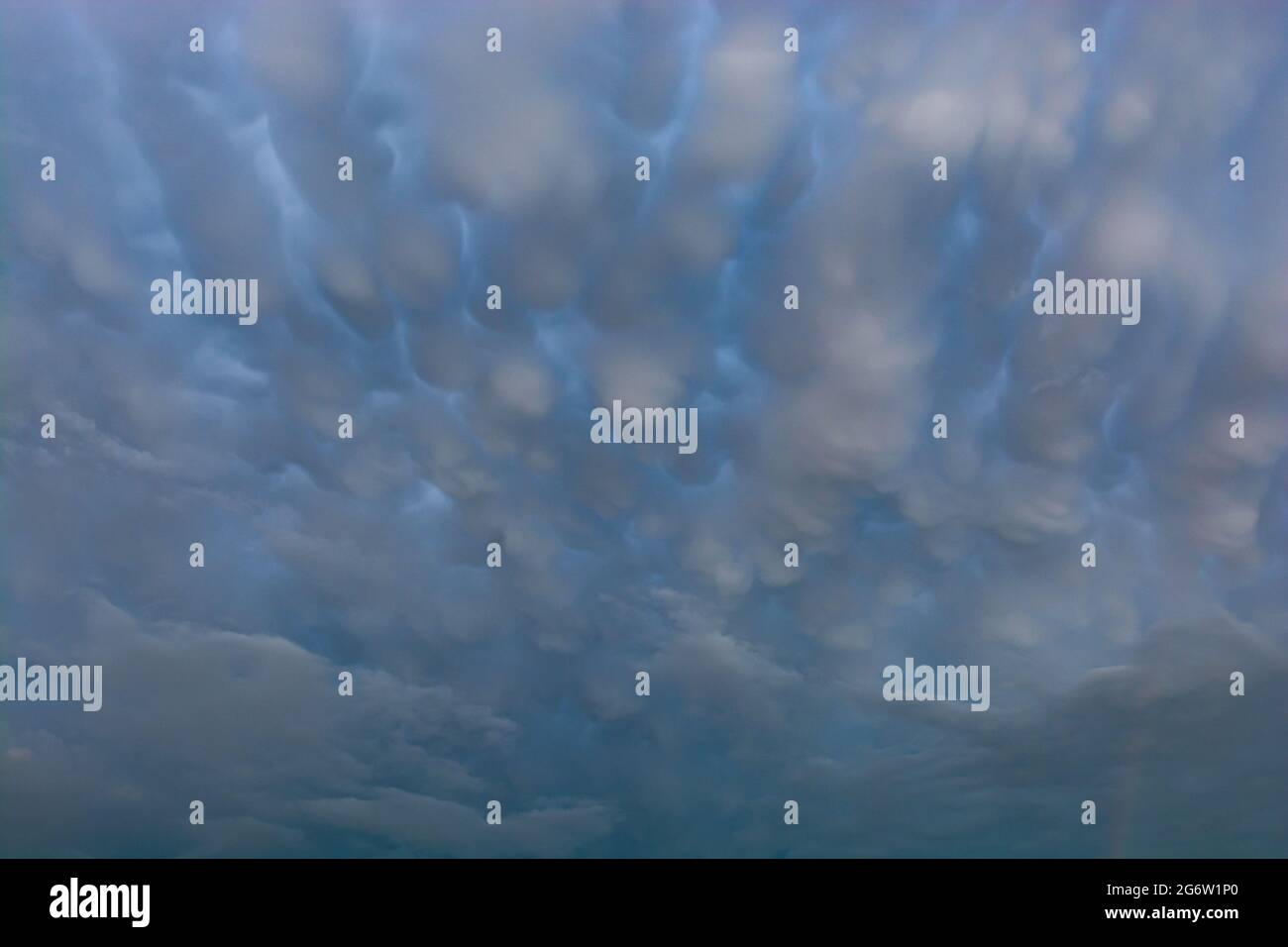 Cumulonimbus Mamma High Resolution Stock Photography and Images - Alamy