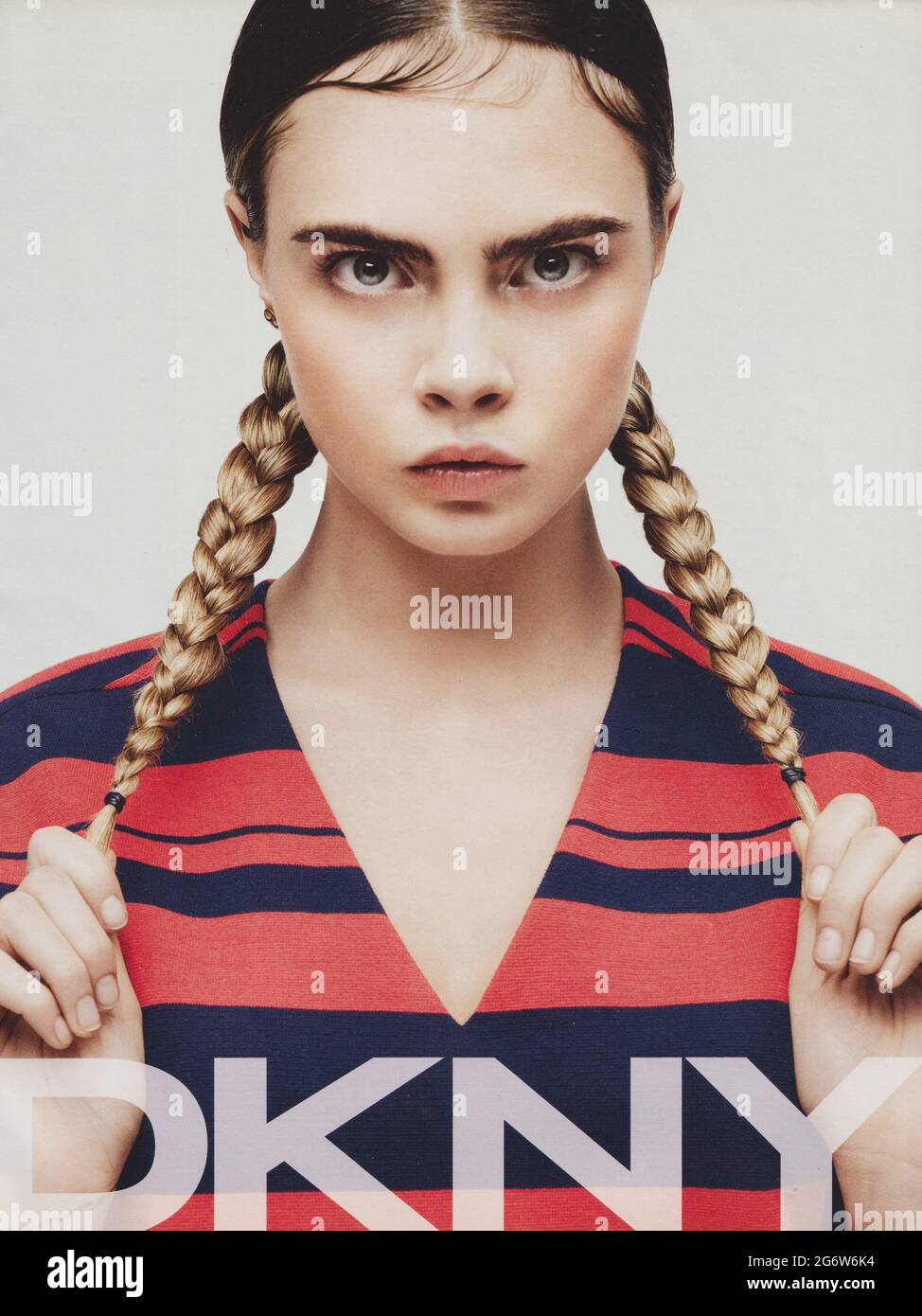 Dkny vintage advertisement hi-res stock photography and images - Alamy