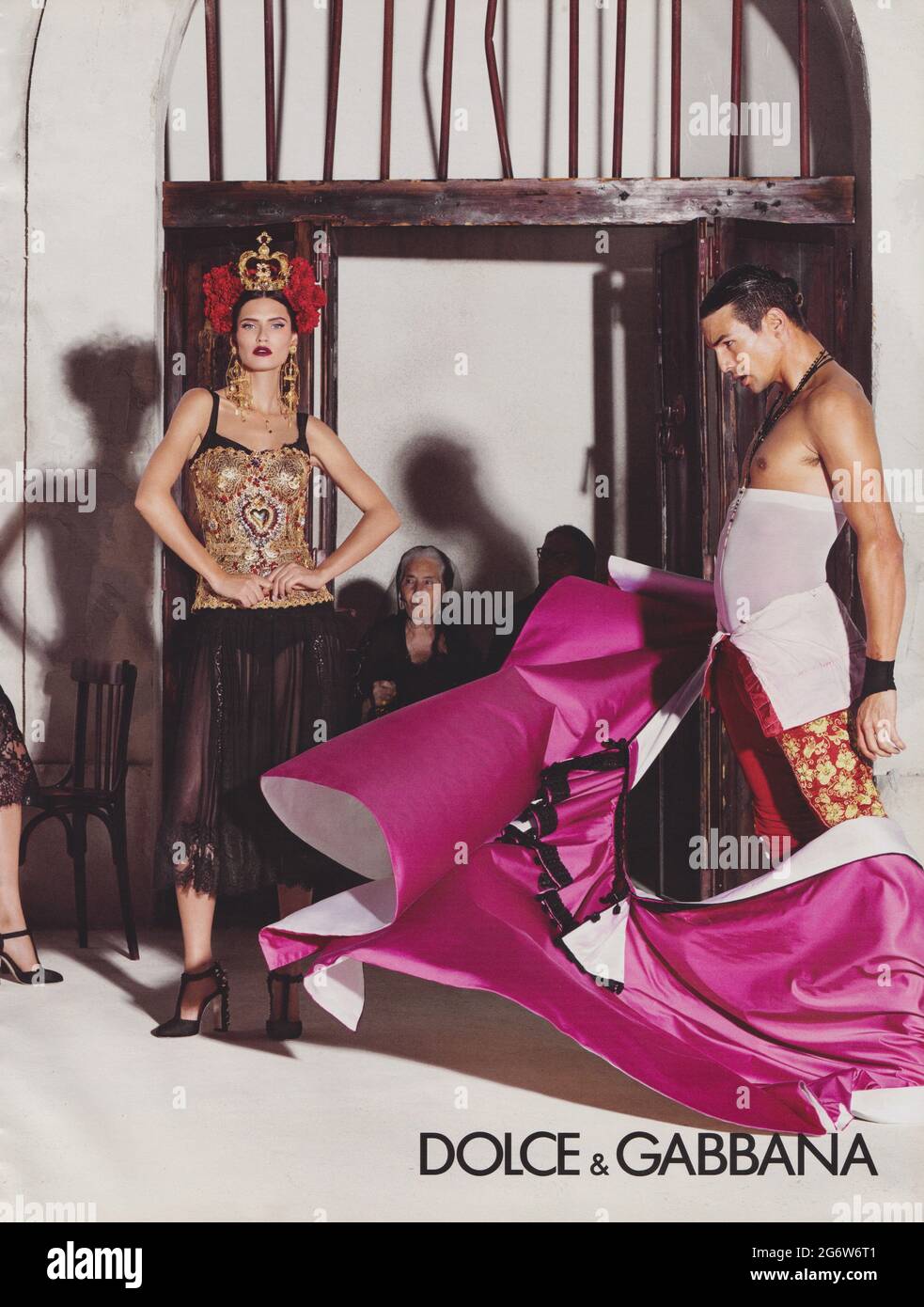 Dolce & gabbana ad hi-res stock photography and images - Alamy