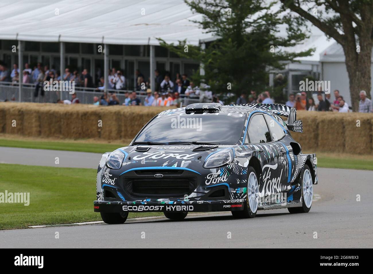 Ford puma ecoboost hybrid hi-res stock photography and images - Alamy