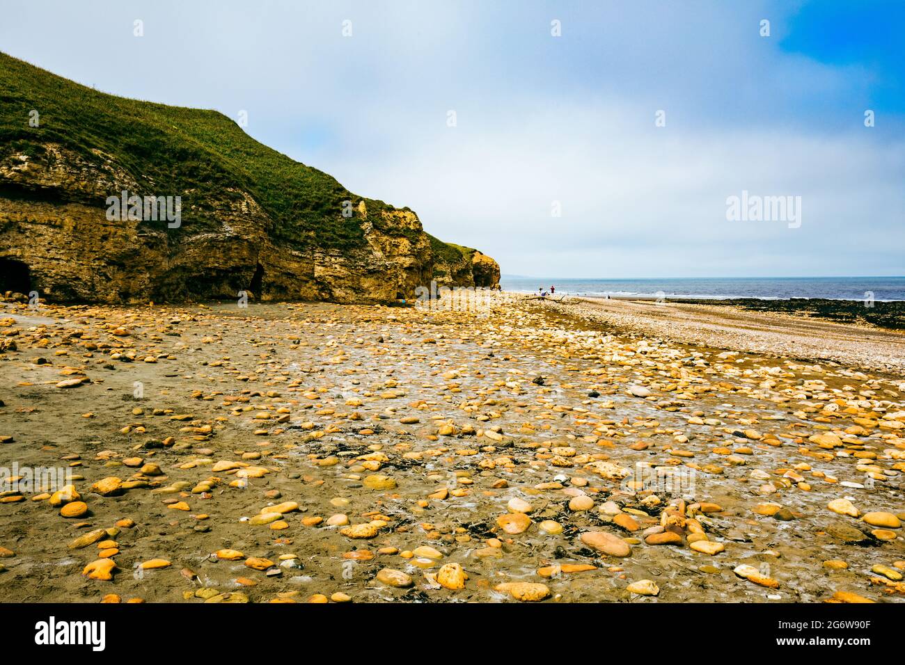 Sunny Cliffs and beach at Blackhall Rocks and Cromdon Dene Beach Stock ...