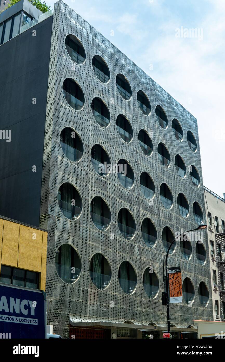 Hotel Exterior Windows Workers Install Exterior Windows In The Rooms