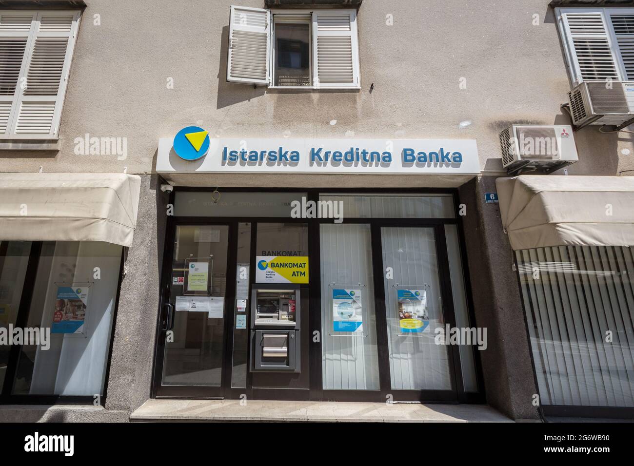 Fro business logo hi-res stock photography and images - Alamy