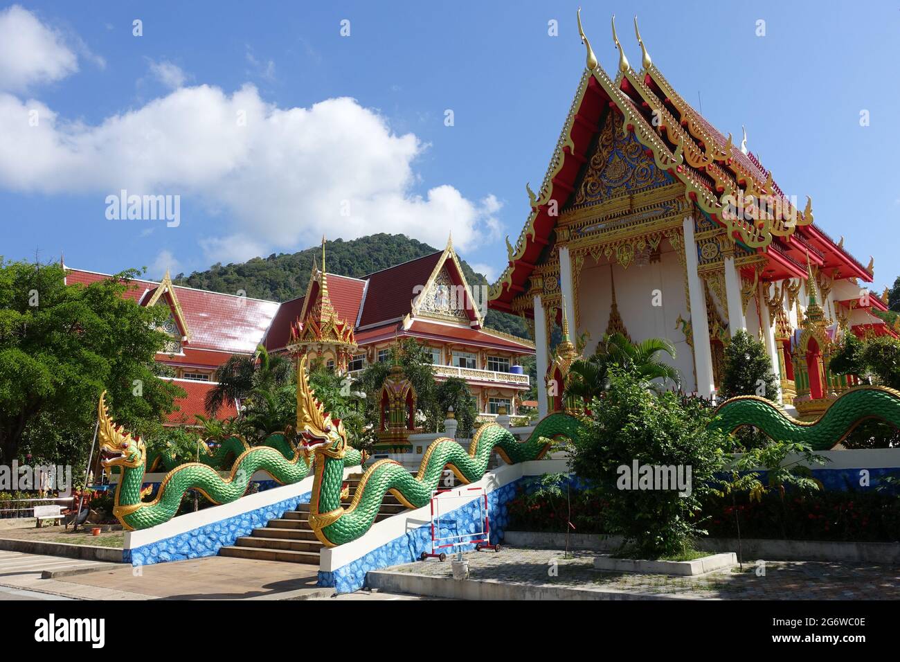 Phuket buddhist temple hi-res stock photography and images - Alamy