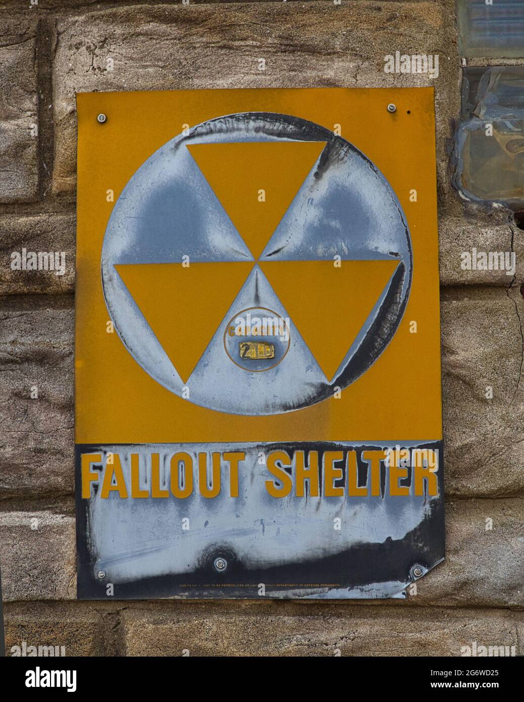 Shelter logo hi-res stock photography and images - Alamy