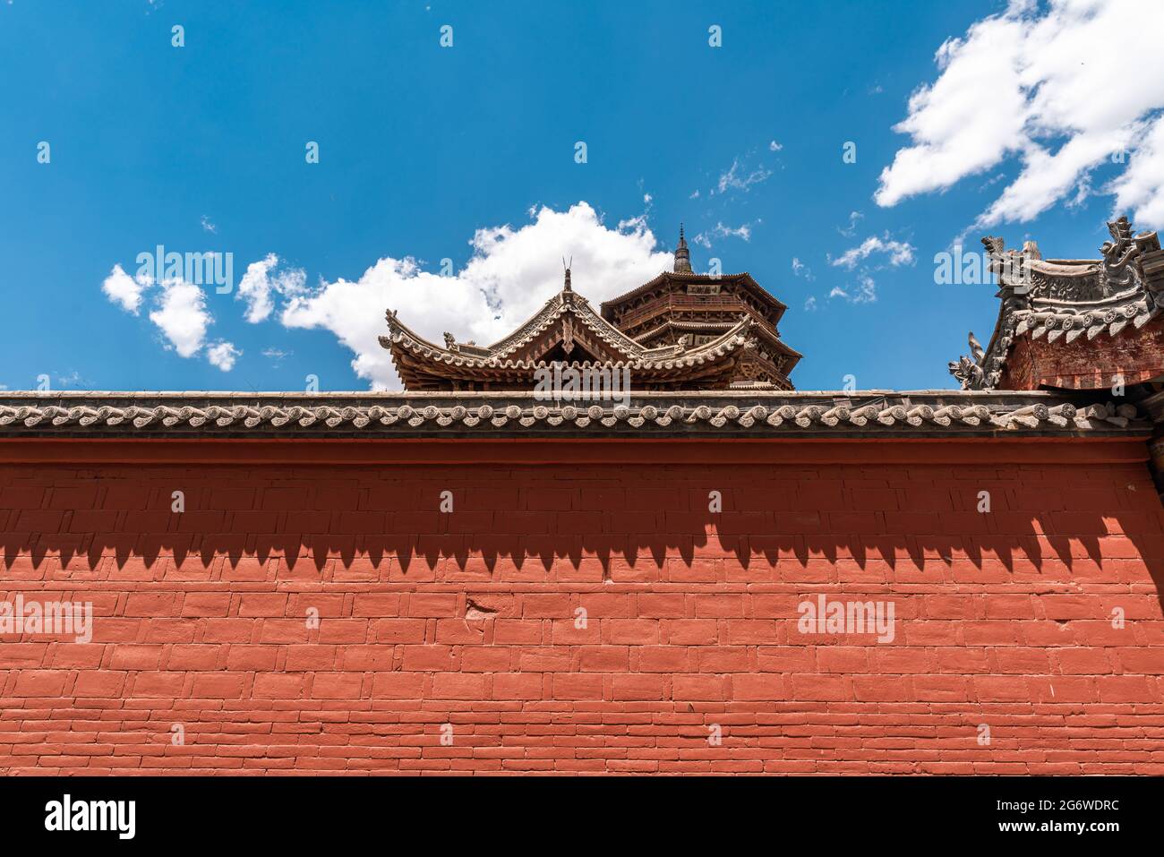 Landscapes of Ying Xian Wooden Pagoda, famous travel destination in ...