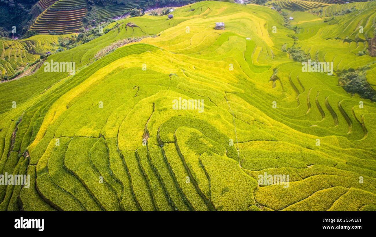 Mu cang chai tourist destination hi-res stock photography and images ...