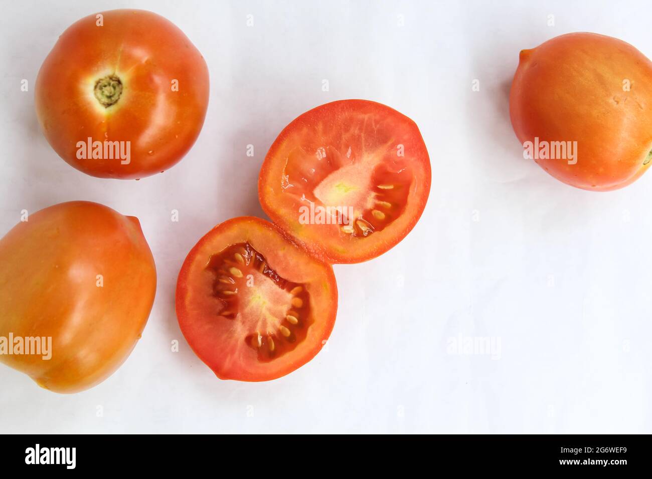 Sliced cut tomato composition hi-res stock photography and images - Alamy