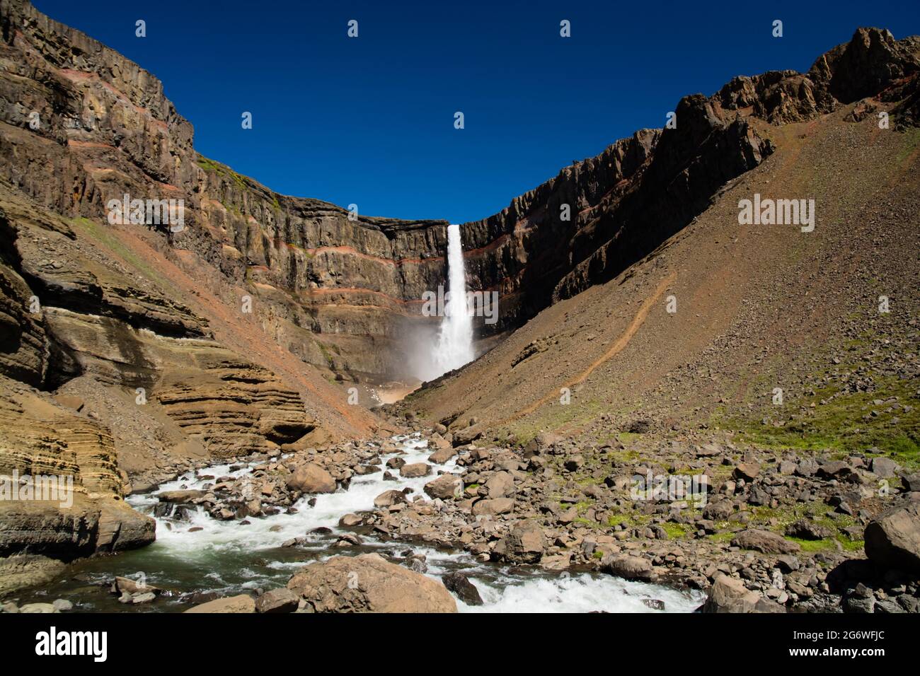 Hengifoss and its geological layers Stock Photo - Alamy