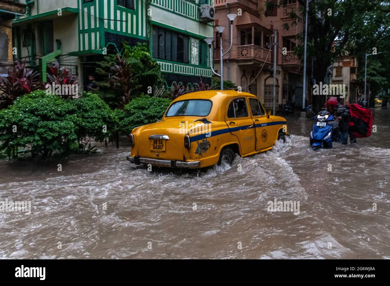 Waterlogged roads hi-res stock photography and images - Alamy