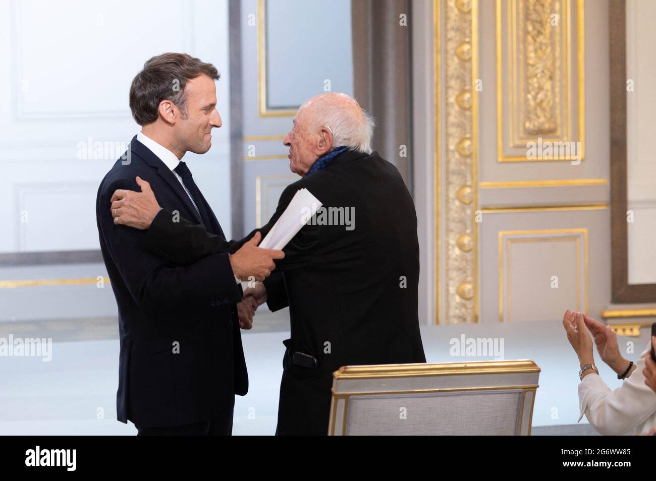 Paris, Francel July 8, 2021. President Emmanuel Macron and Edgar Morin ...