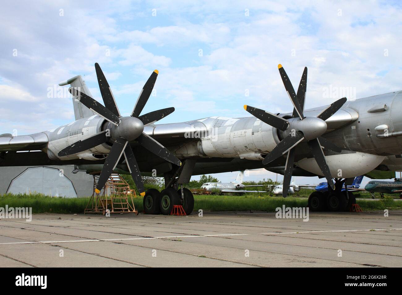 Strategic bomber hi-res stock photography and images - Alamy