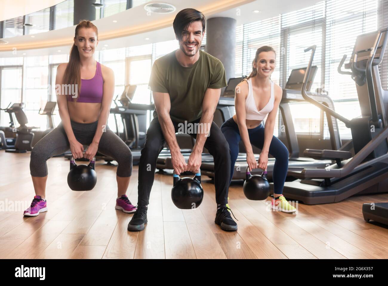 Full body workout hi-res stock photography and images - Alamy