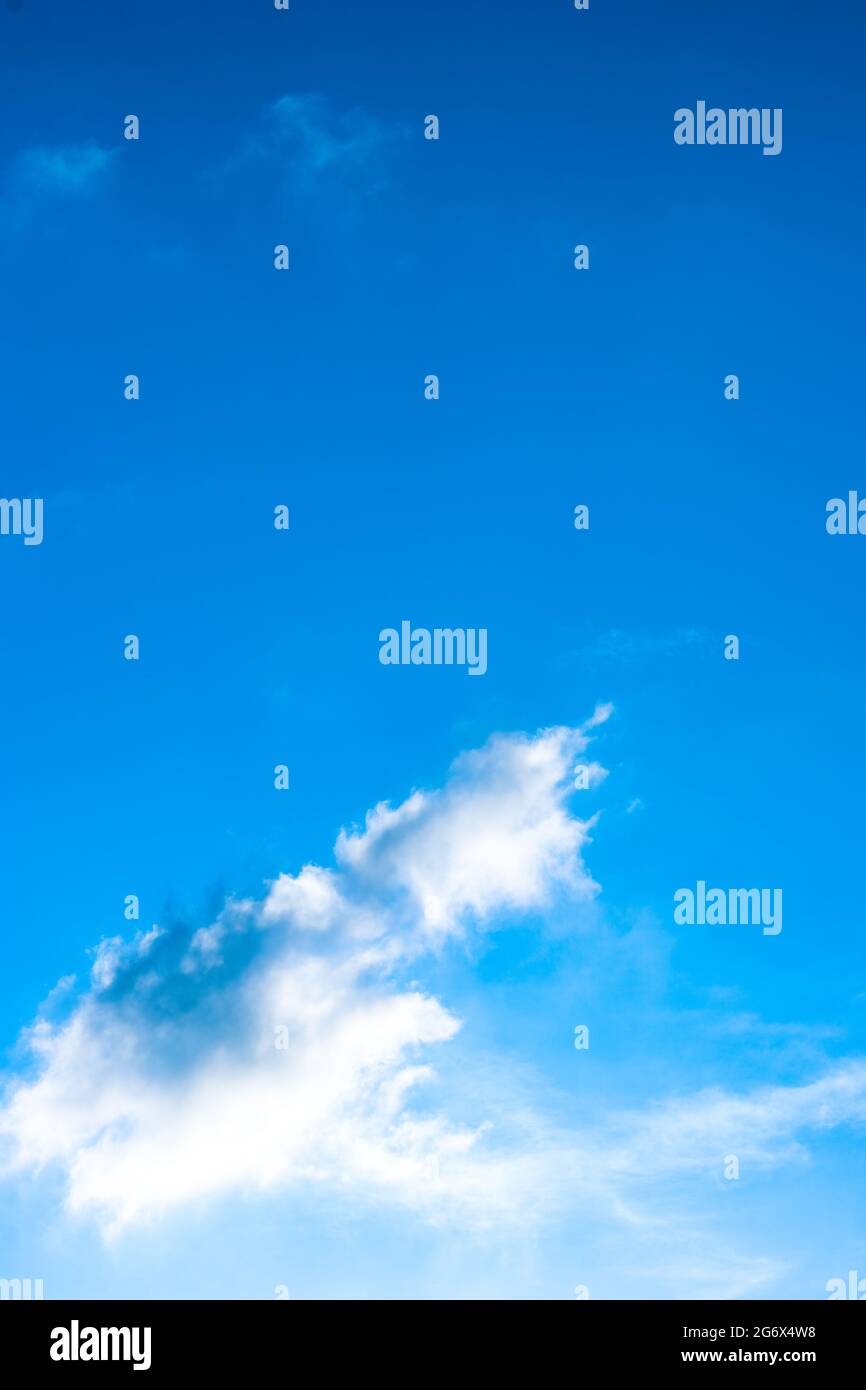 Beautiful clean sky with moving clouds Stock Photo - Alamy