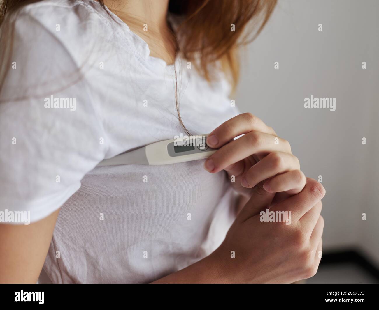 Armpit temperature hi-res stock photography and images - Alamy