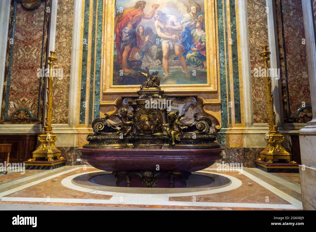 Interior of Basilica of St. Peter in Rome, Italy. Lid of the ...