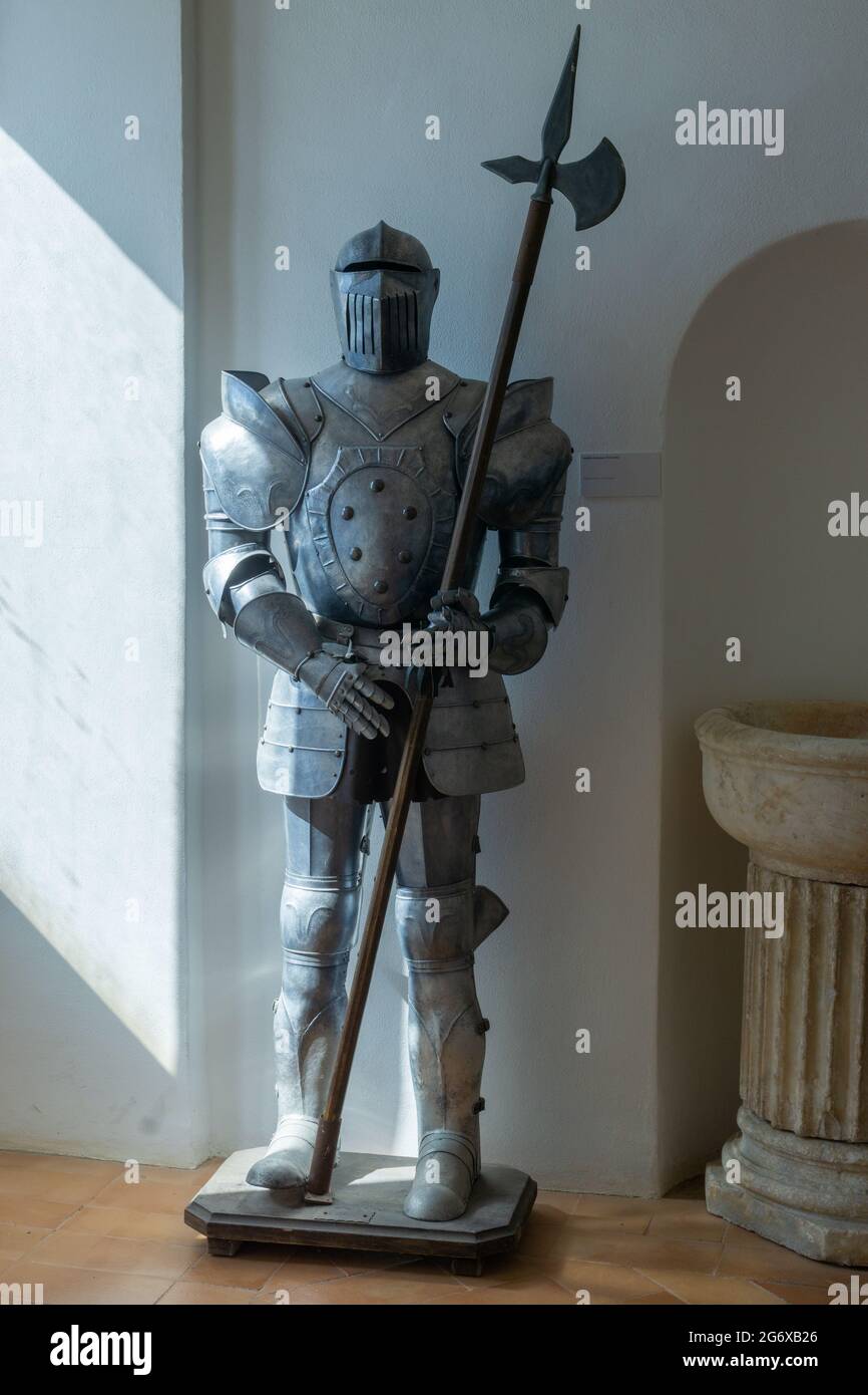 Armor 16th century hi-res stock photography and images - Alamy