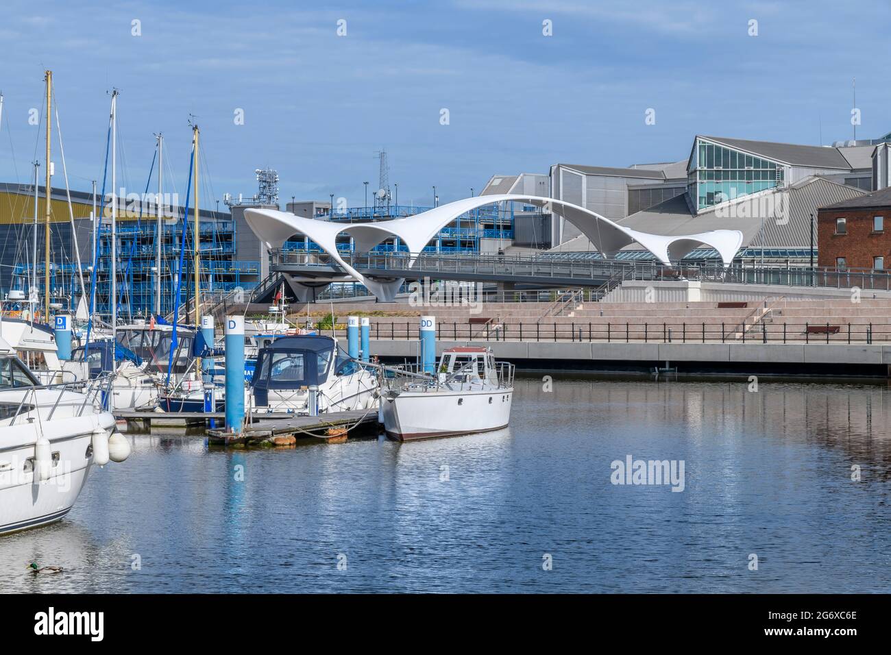 Hull Waterside and Marina for pleasure boats and yachts. Opened in 1983 ...