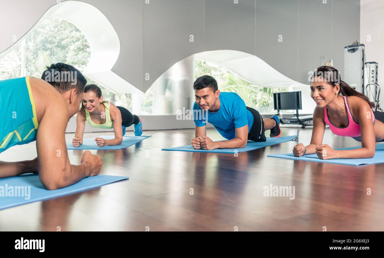 Forearm plank exercise hi-res stock photography and images - Alamy