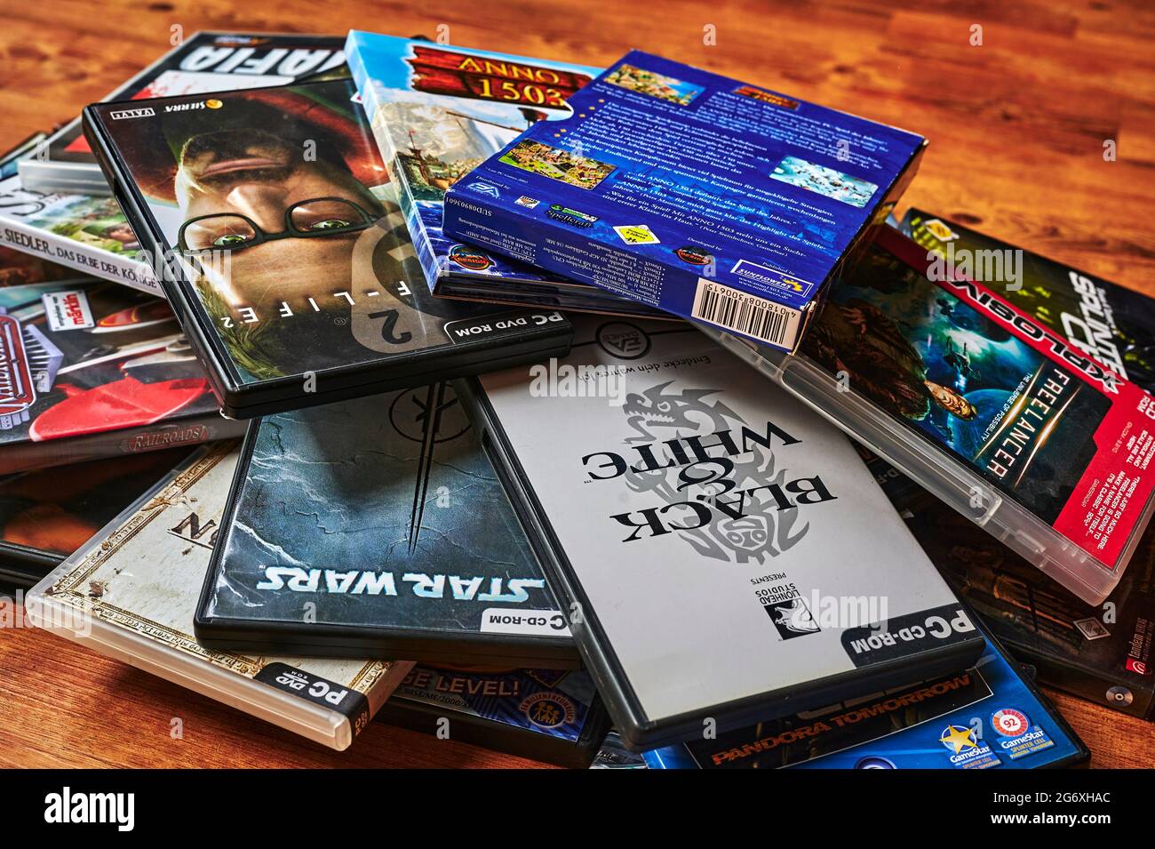 Dvd cover games hi-res stock photography and images - Alamy