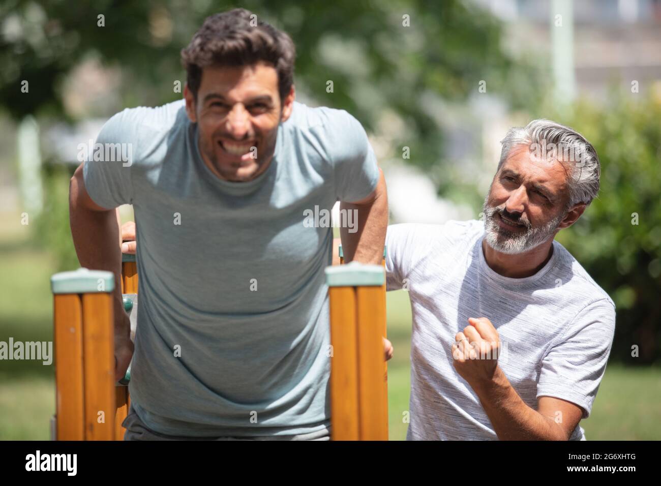 Physique coach hi-res stock photography and images - Alamy