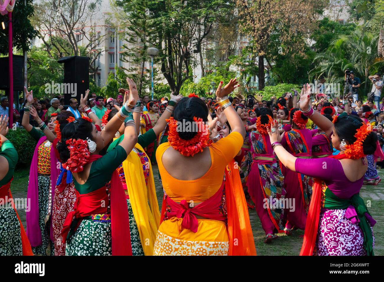 Kolkata, India - 21st March, 2019 : Girl dancers dressed in sari ...
