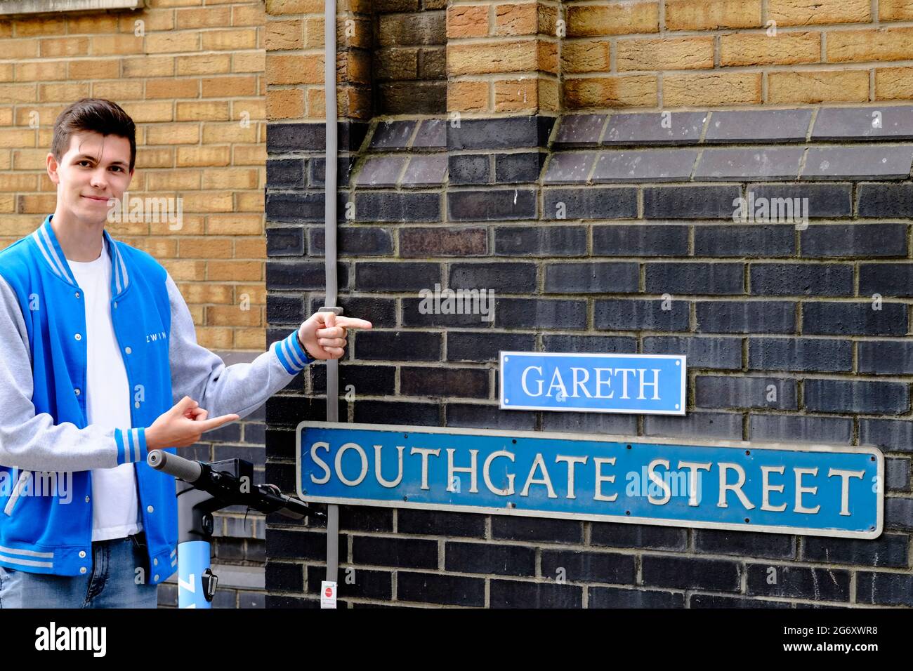 Gareth southgate england hi-res stock photography and images - Alamy