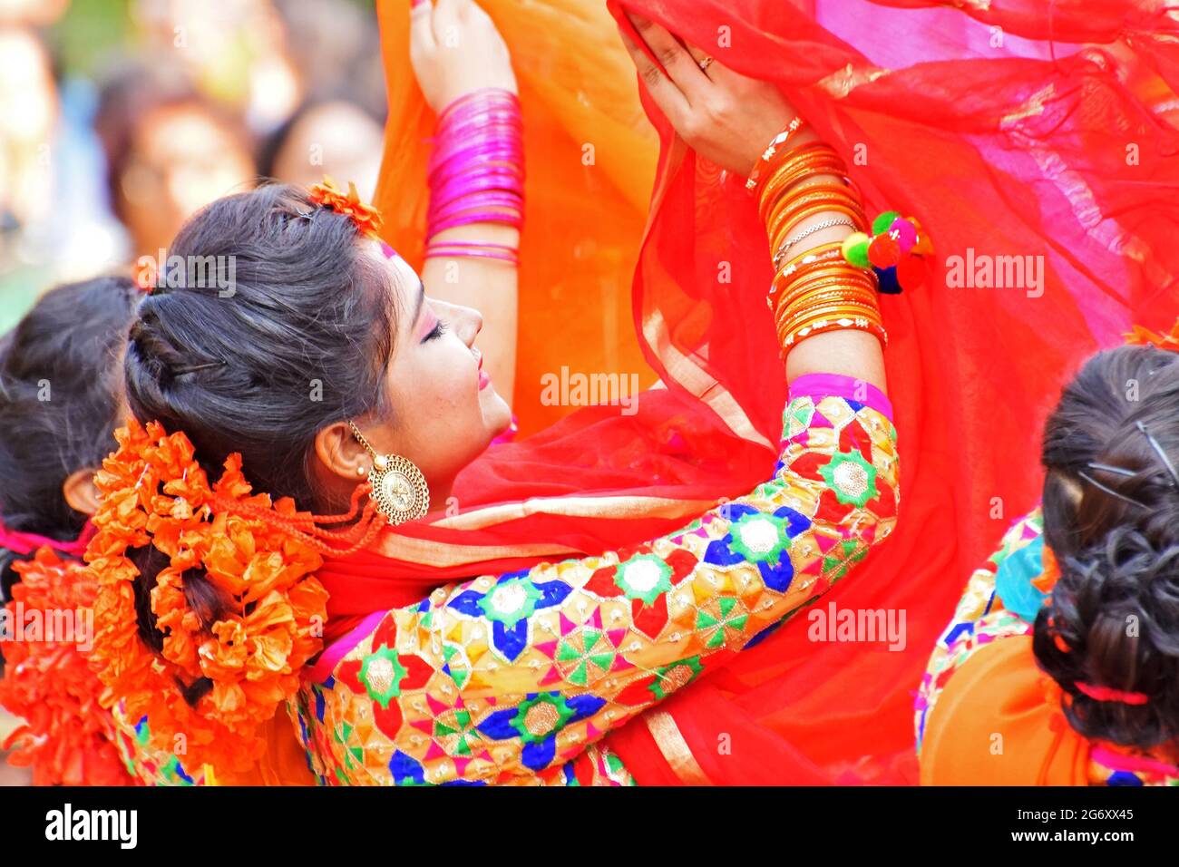 Bengali Dance High Resolution Stock Photography and Images - Alamy