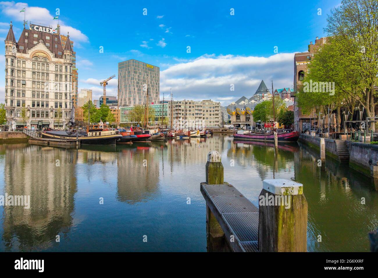 Oude Haven Rotterdam with a view on het Witte Huis ( White House) and ...