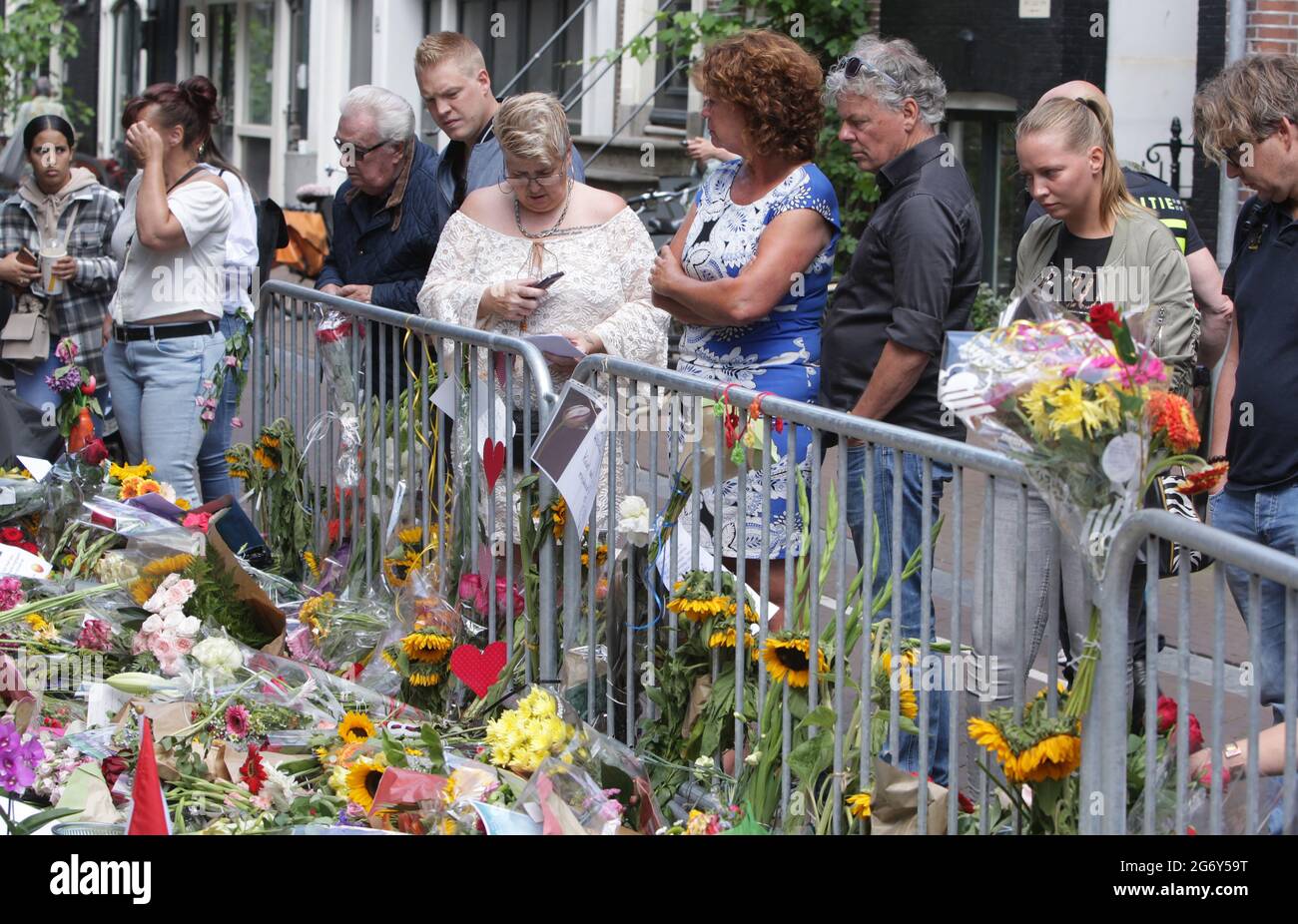 People lay flowers in vigil for the Dutch journalist Peter R de Vries ...