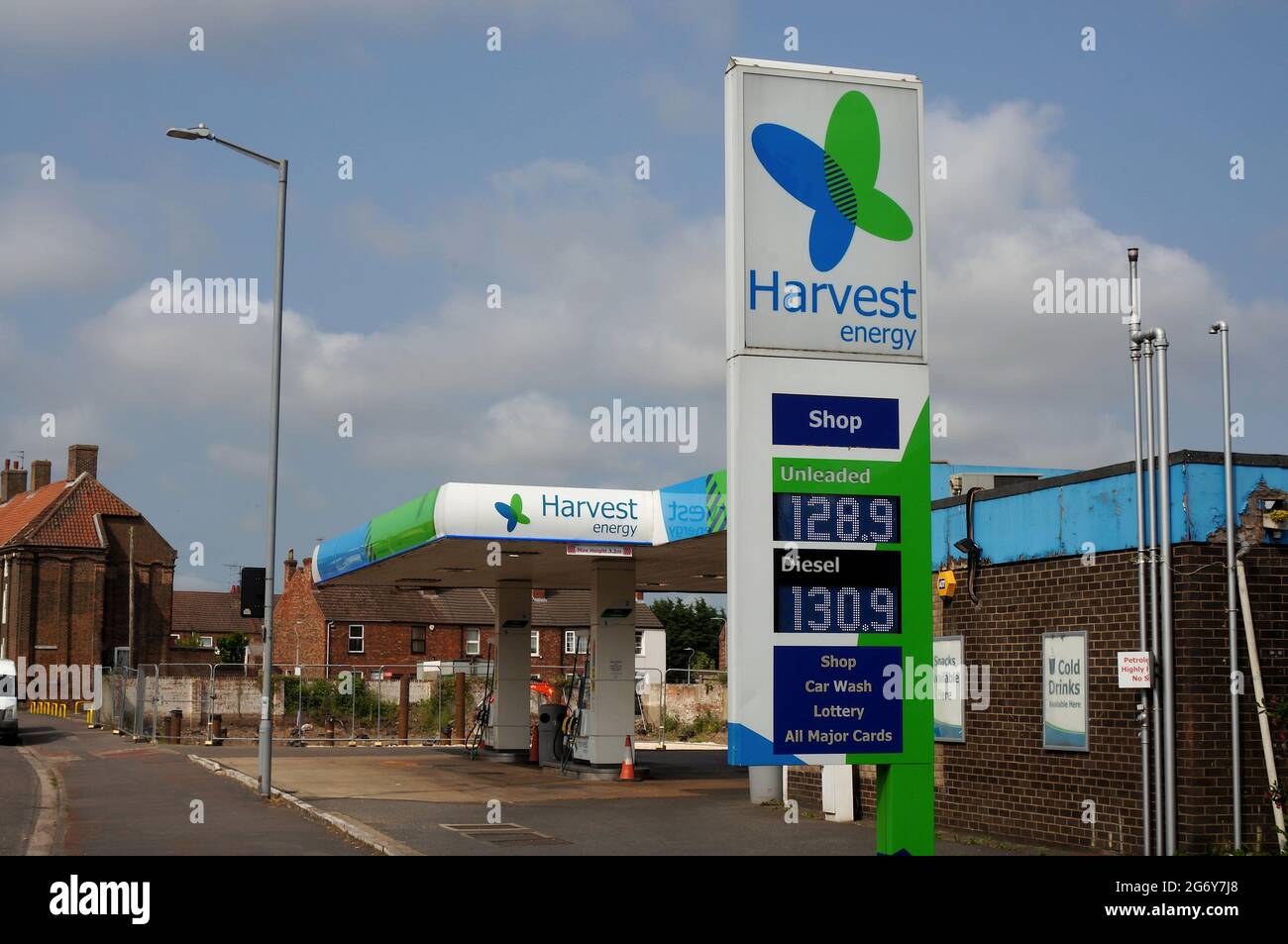 Petrol Station Forecourt High Resolution Stock Photography and Images - Alamy