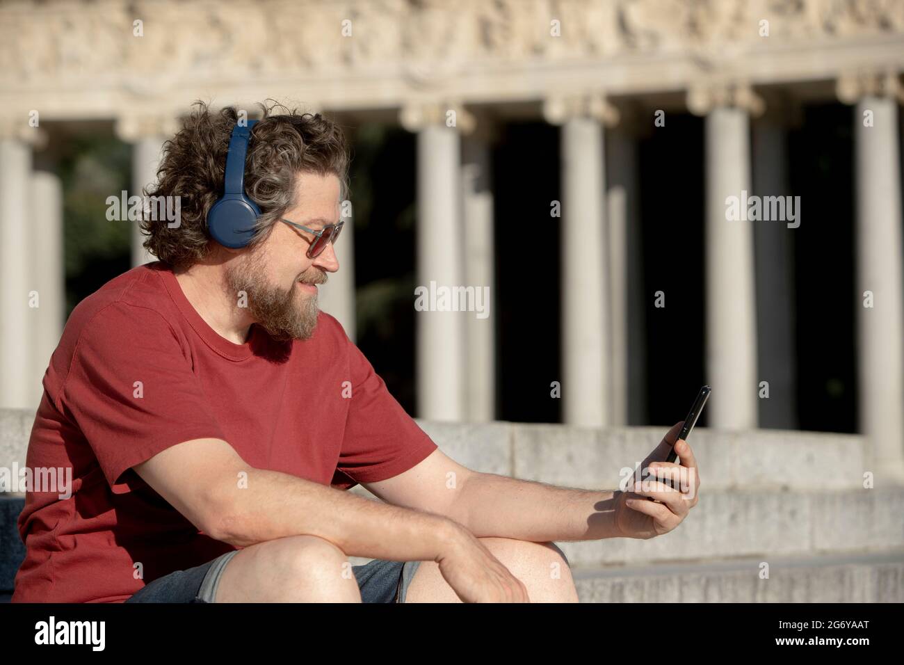 Content person hi-res stock photography and images - Alamy