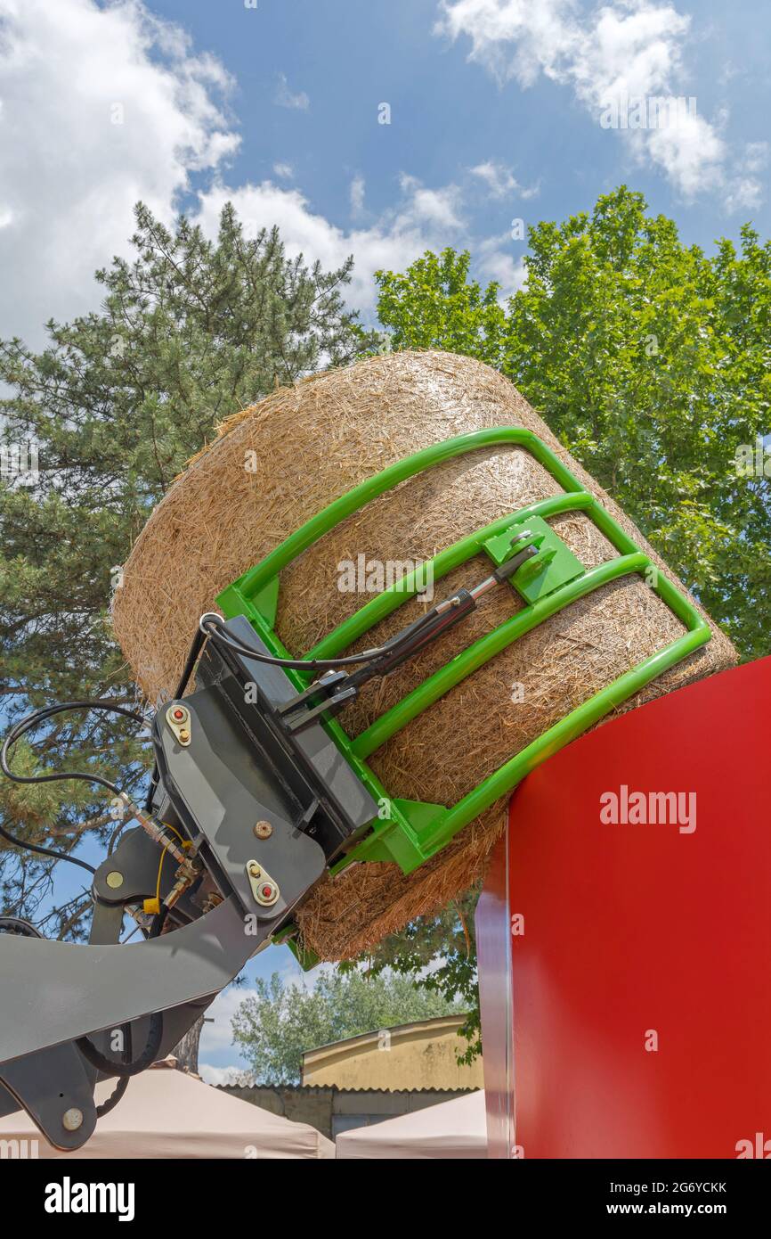 Hydraulic Round Bale Handler Machine Farm Equipment Stock Photo - Alamy
