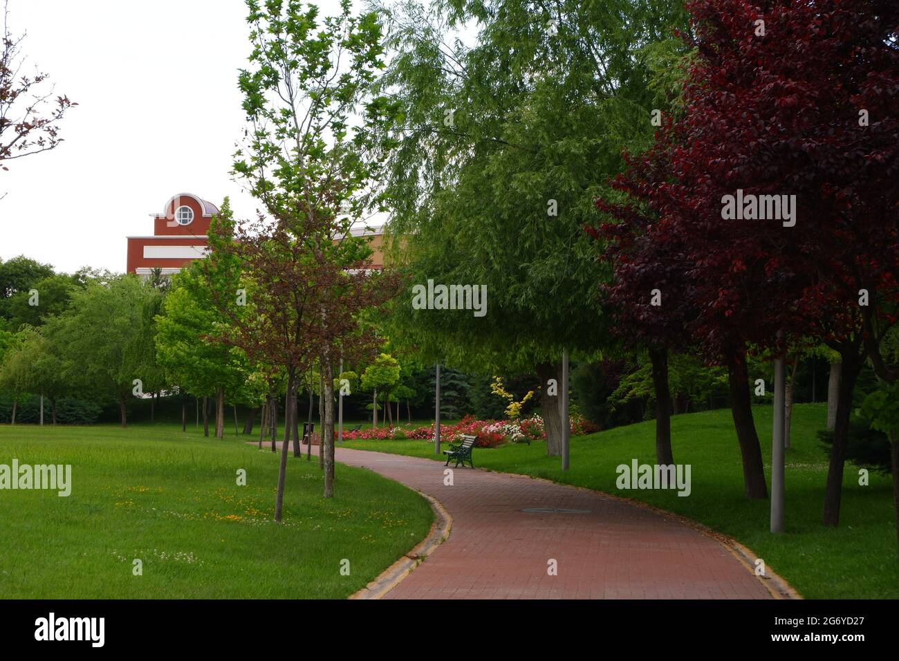 Walking in empty city hi-res stock photography and images - Alamy