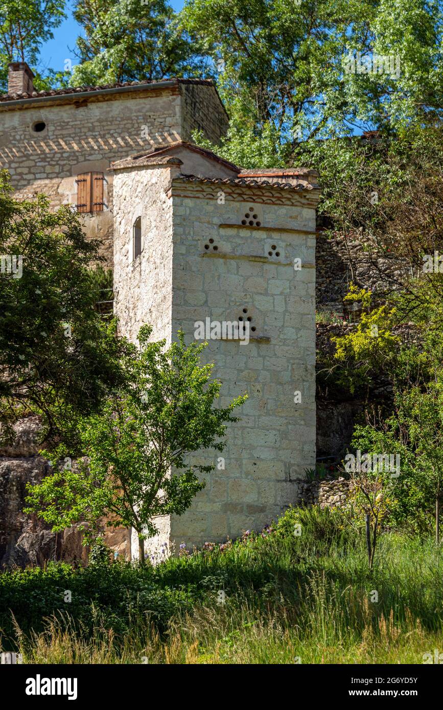 Pigeonniers hi-res stock photography and images - Alamy