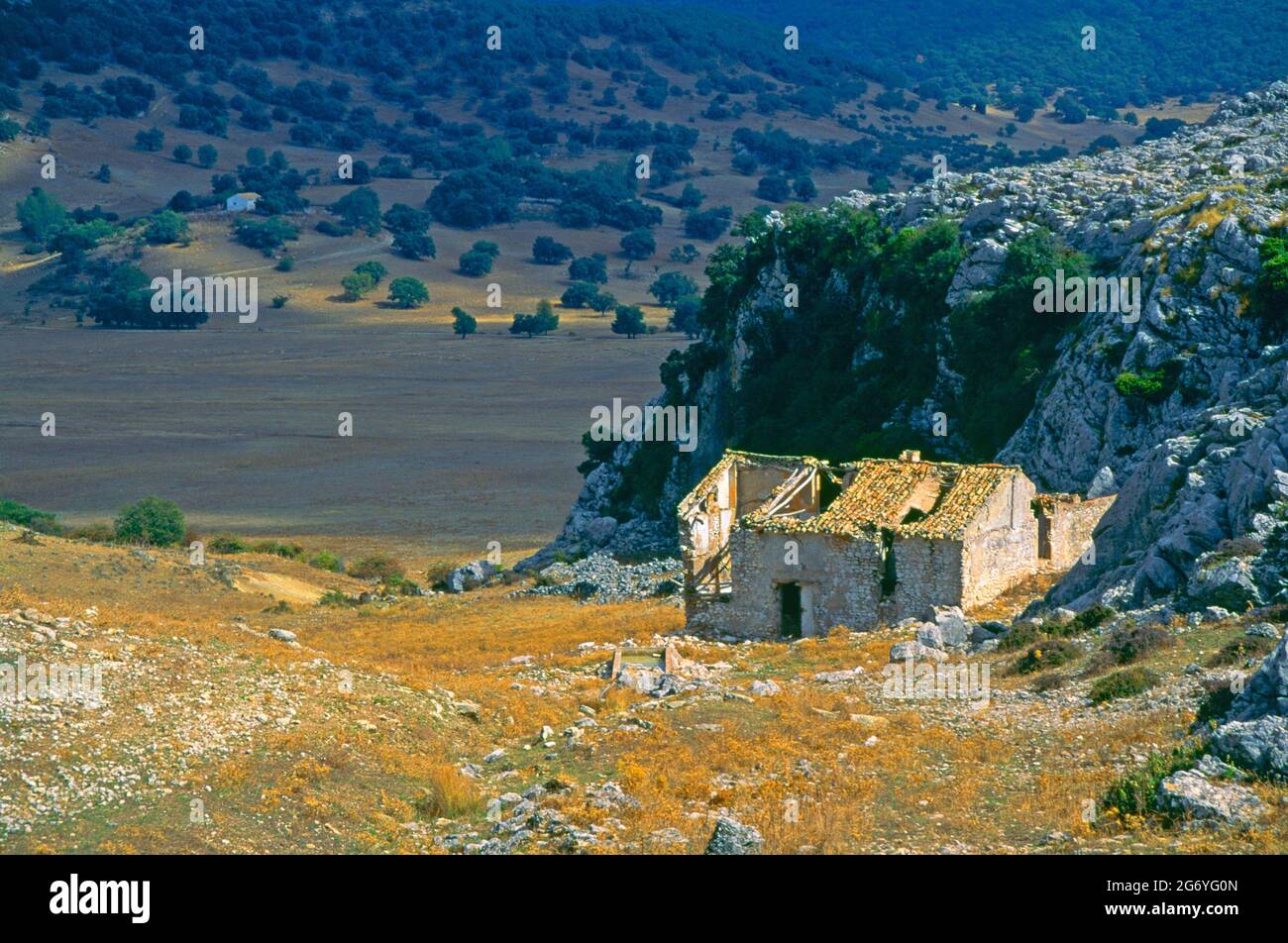 Rugged countryside hi-res stock photography and images - Alamy