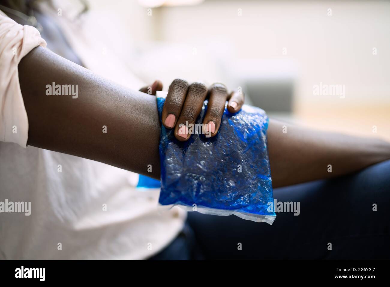 Woman muscle ice hi-res stock photography and images - Alamy