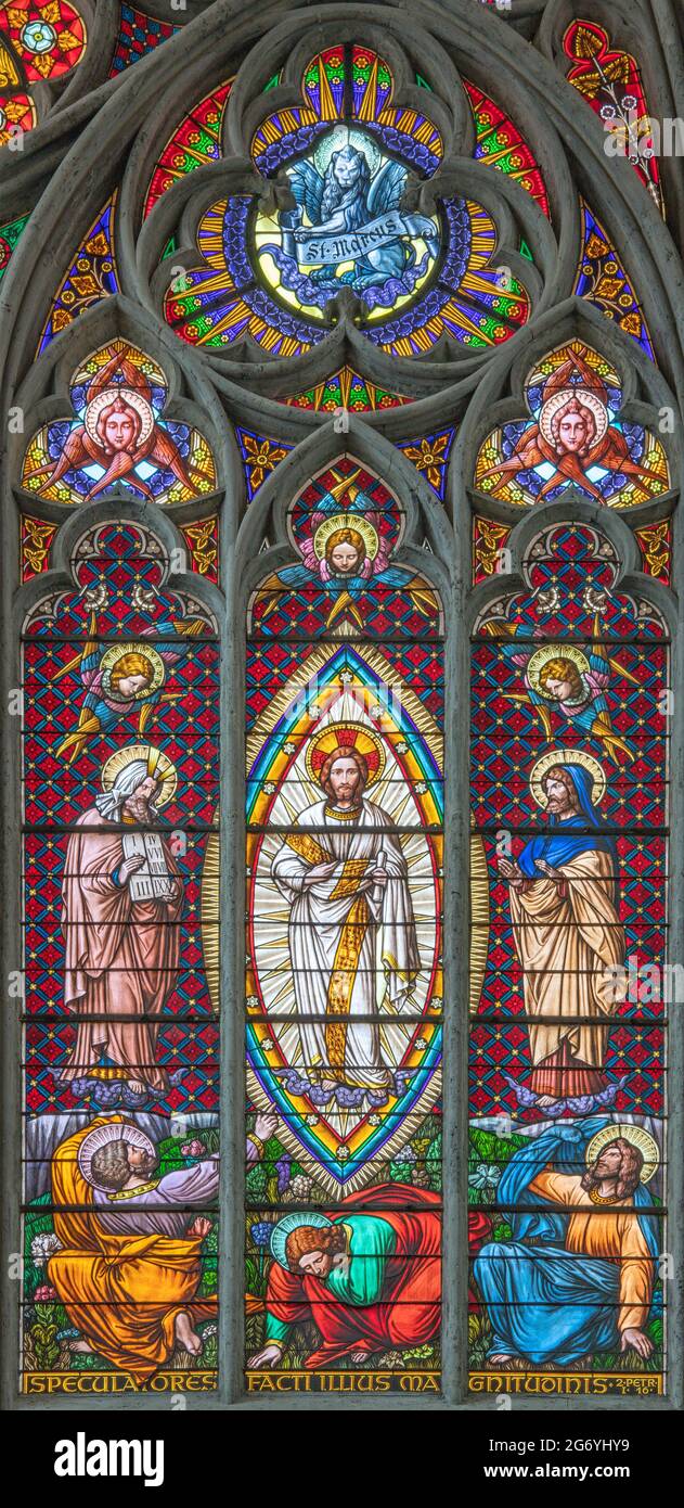 Vienna austria stained glass window hi-res stock photography and images ...