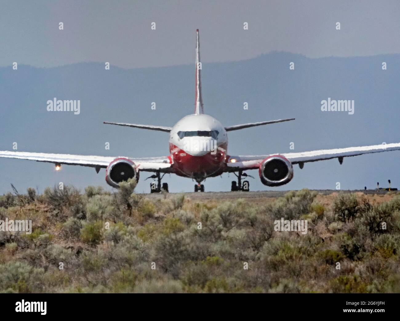 A 737 Air Tanker prepares to take off from the Redmond, Oregon Fire ...