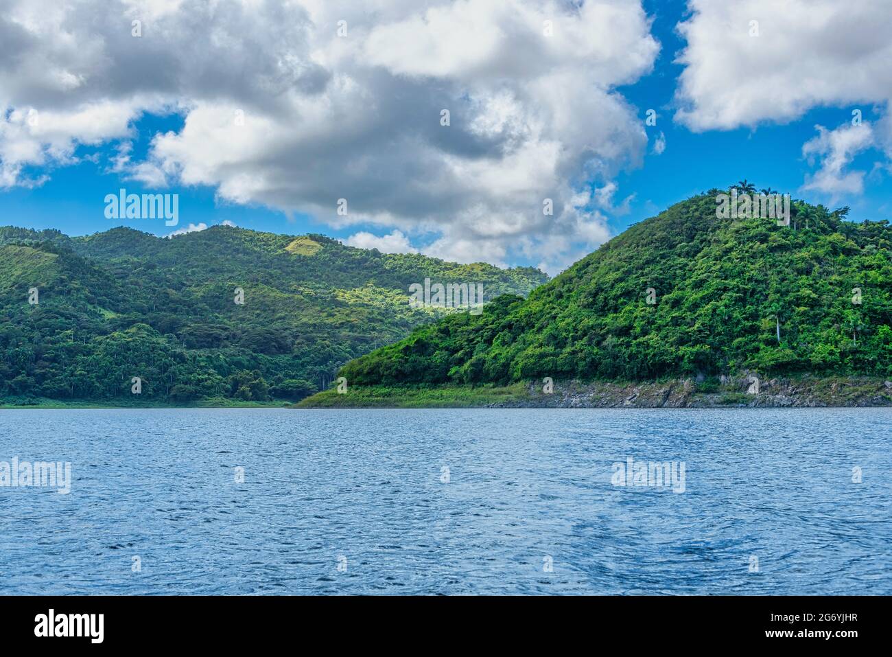 Hanabanilla dam hi-res stock photography and images - Alamy