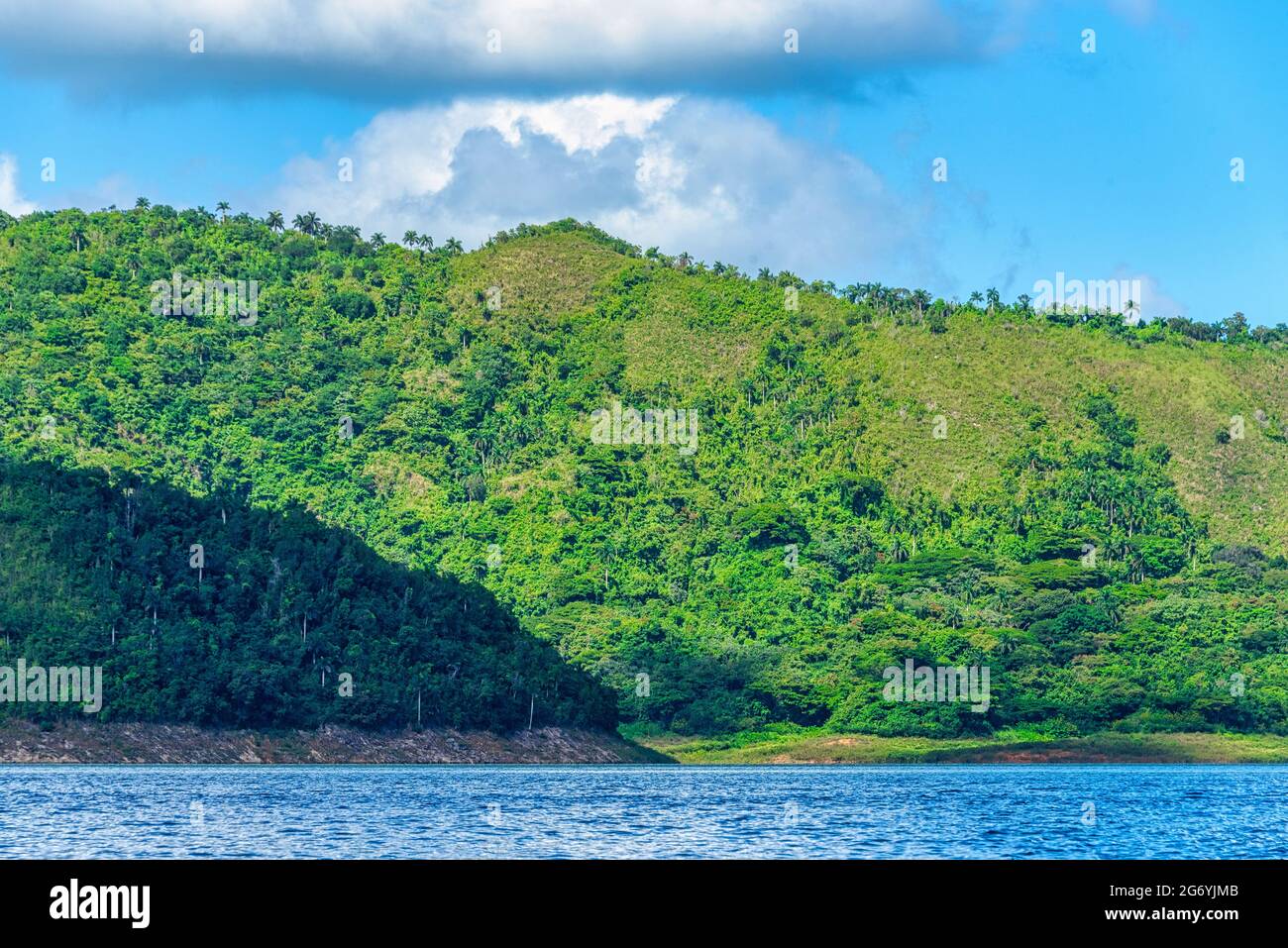 Hanabanilla dam hi-res stock photography and images - Alamy