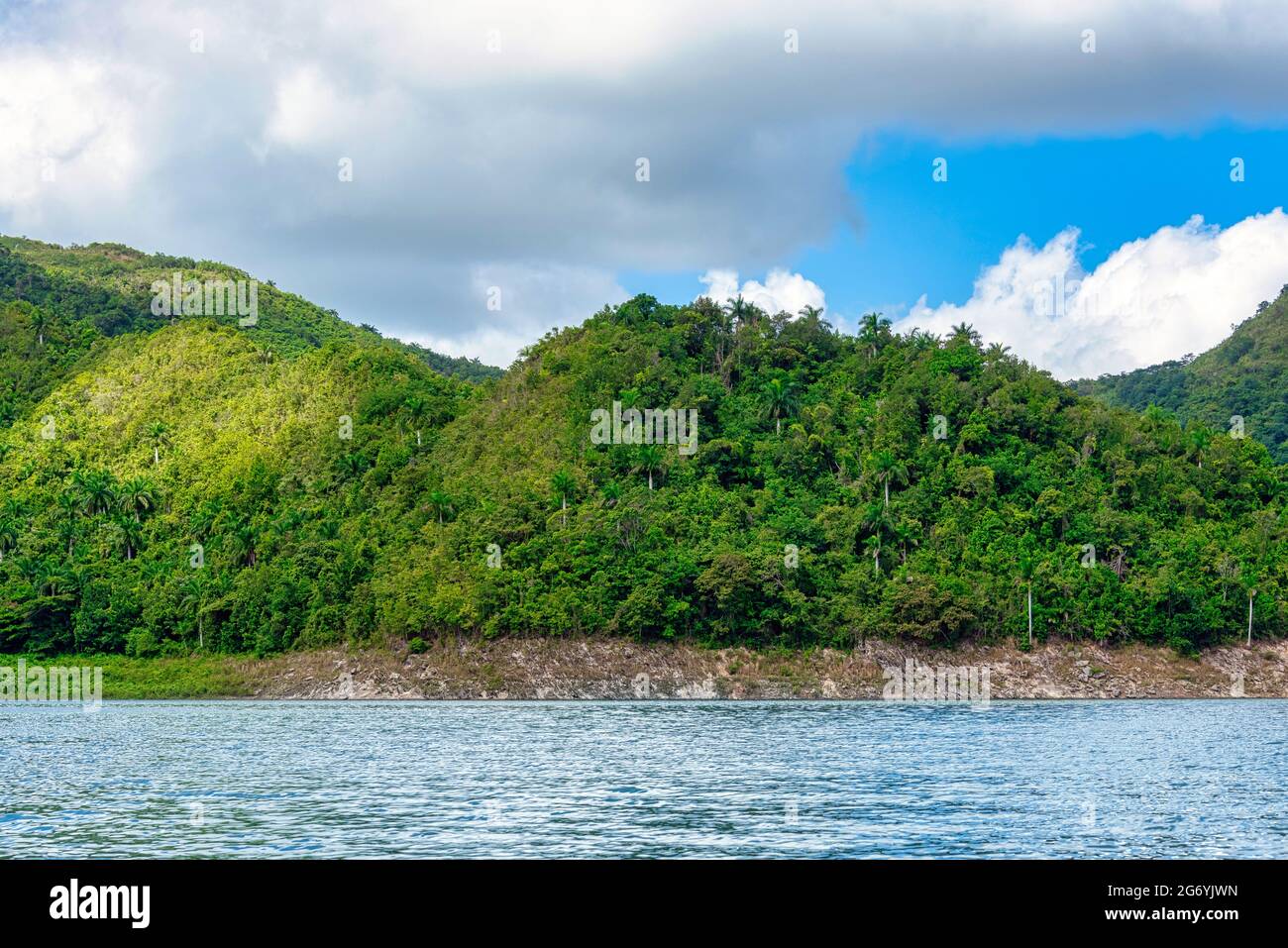 Hanabanilla dam hi-res stock photography and images - Alamy