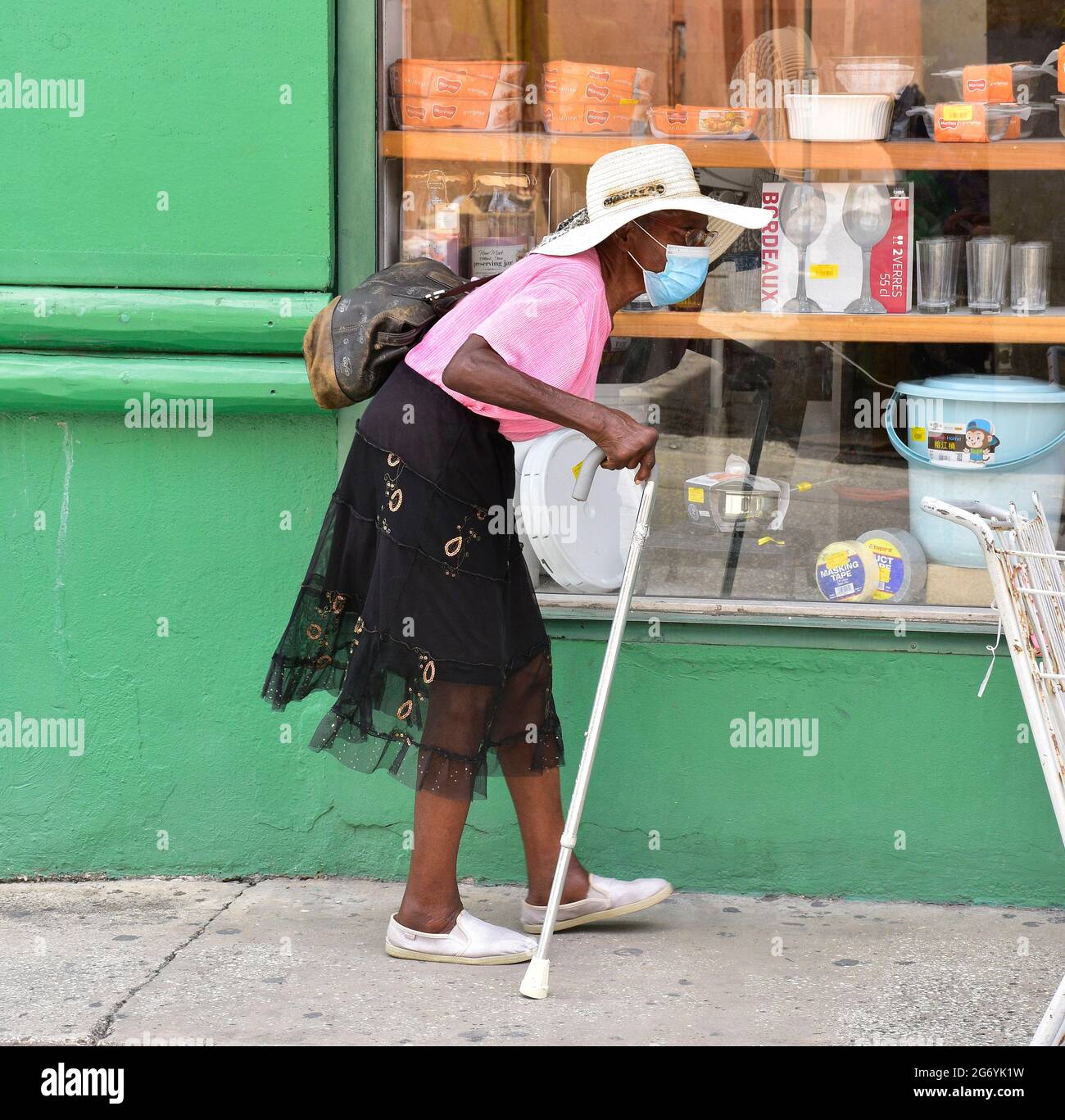 Barbados disable woman walking with cane hi-res stock photography and ...
