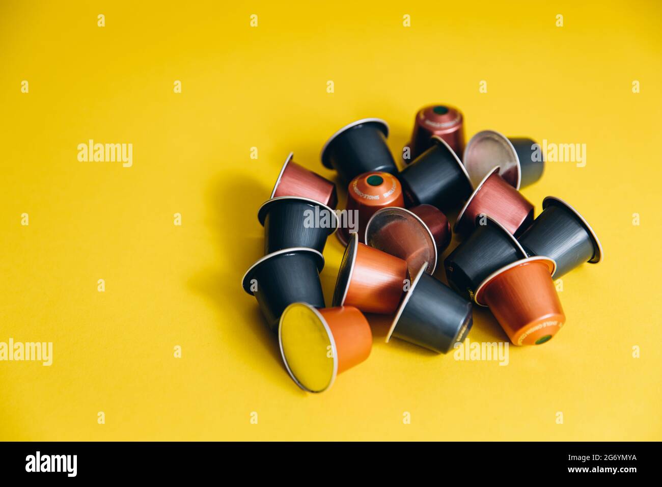 Set of colorful capsules for making instant coffee Stock Photo - Alamy