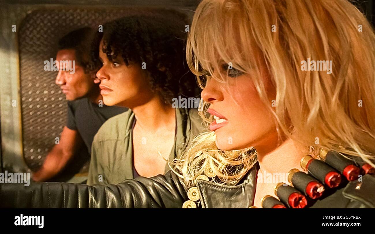 USA. Temuera Morrison , Victoria Rowell and Pamela Anderson in a scene ...