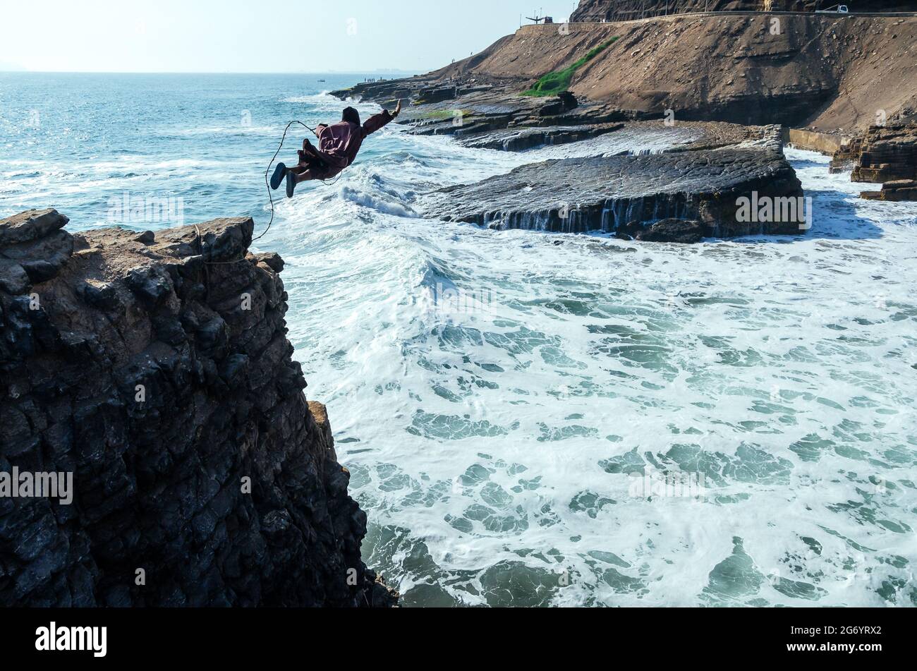 Male ocean swimmer hi-res stock photography and images - Alamy