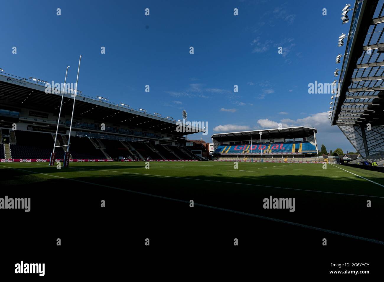 Leeds stadium general hi-res stock photography and images - Alamy