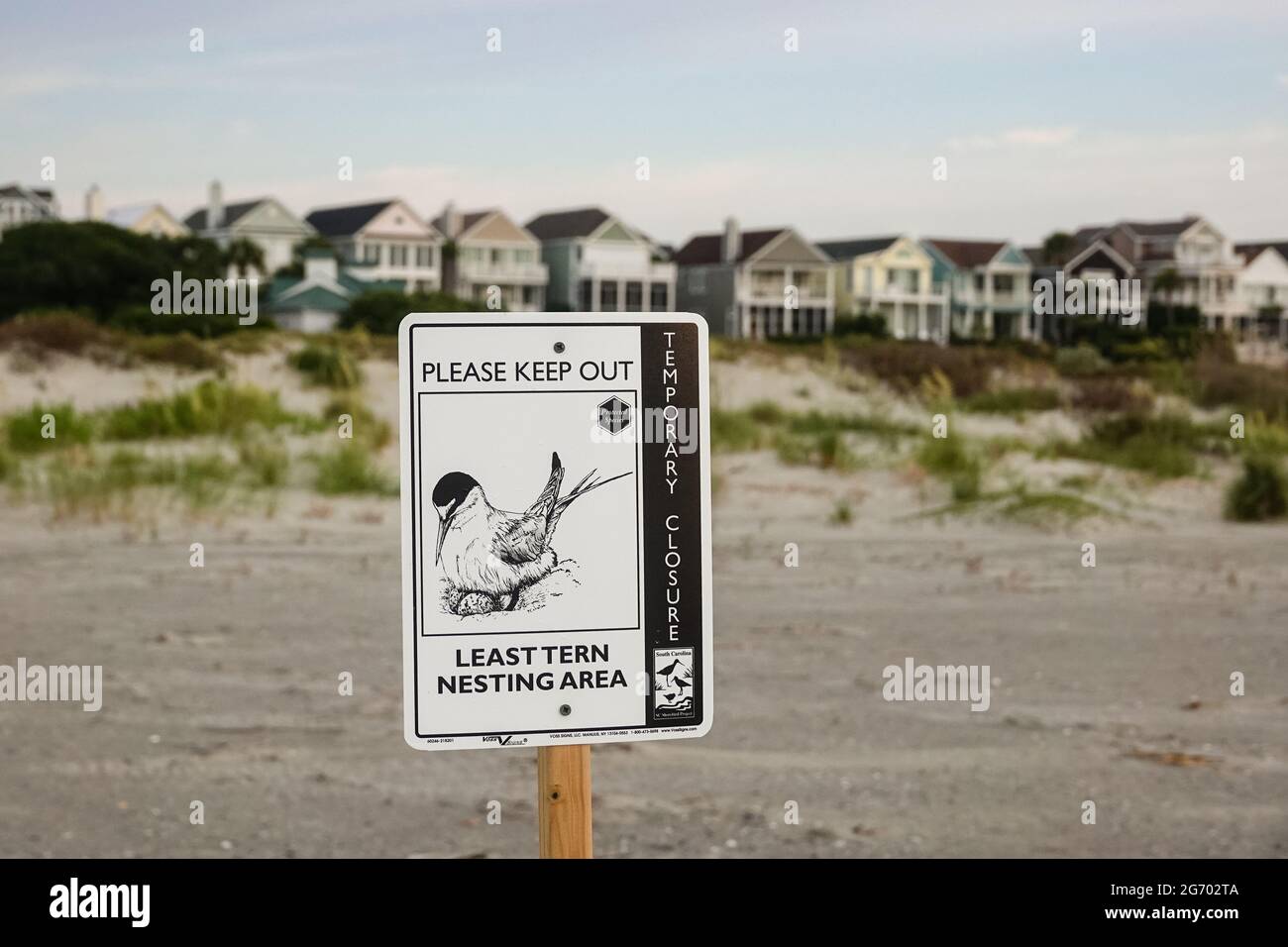 Birds nesting warning sign on hi-res stock photography and images - Alamy
