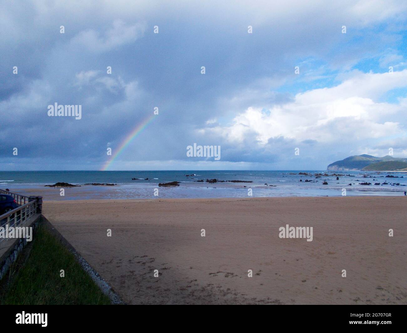 Emerald rainbow hi-res stock photography and images - Alamy