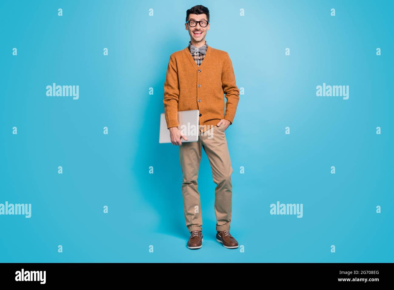 Nerd computer full length hi-res stock photography and images - Alamy